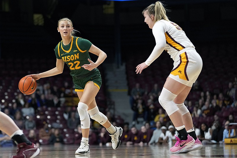 Mocs must pass tough first-round test in Fargo to make WBIT run ...