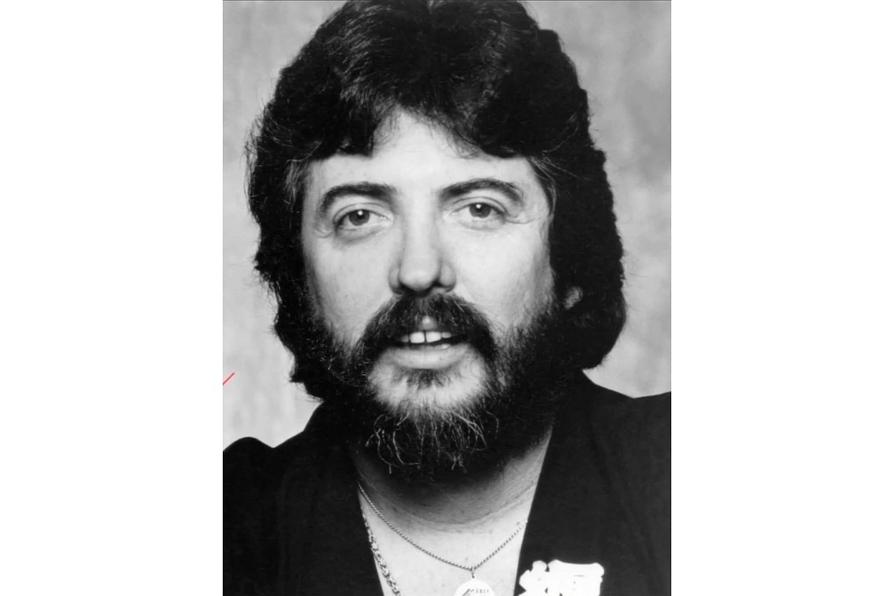 Dash Crofts of Seals & Crofts, known for hits 'Summer Breeze' and ...