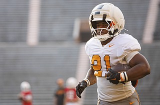 Tulane transfer in mix for backup running back with the Vols ...