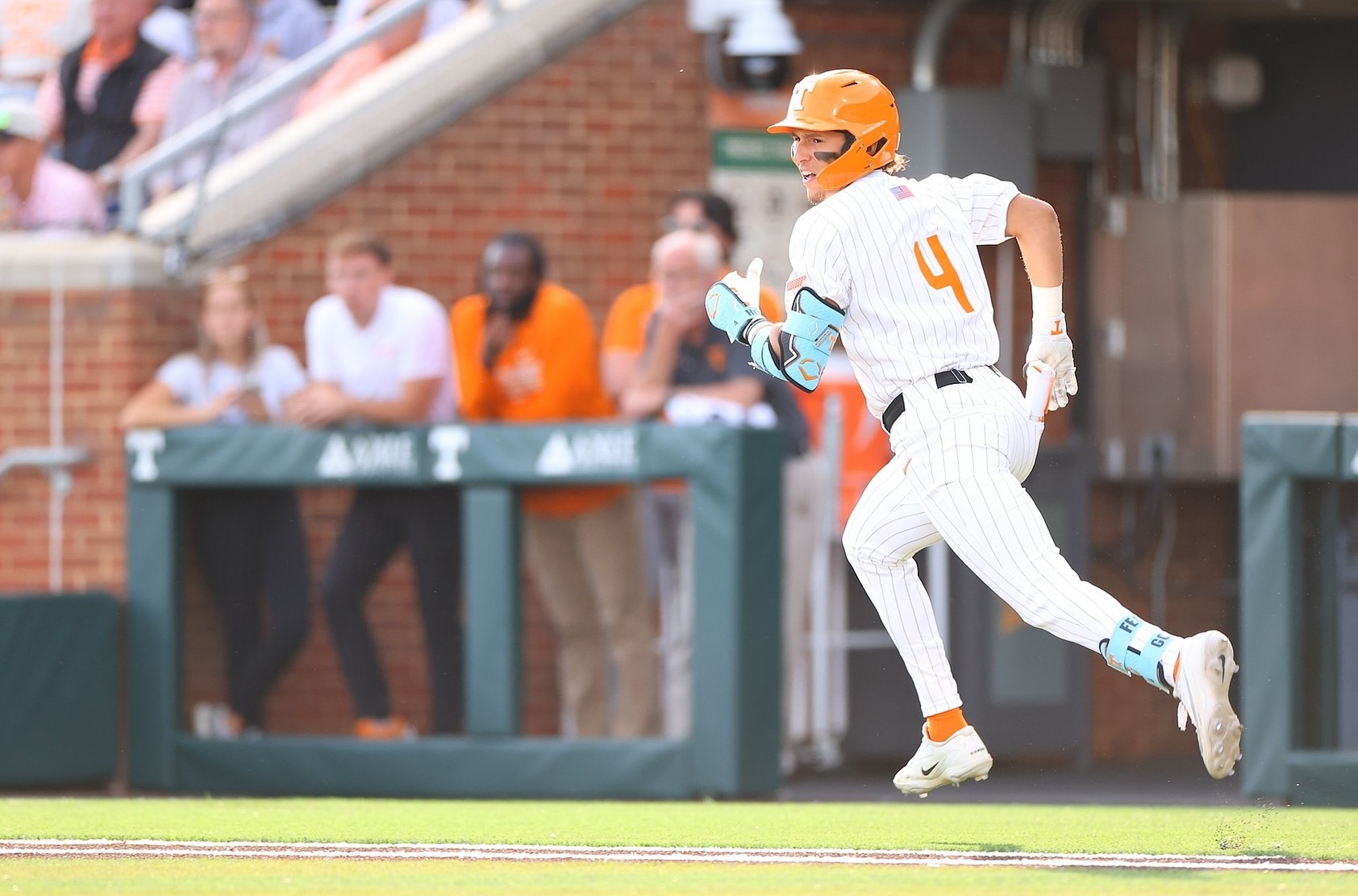 Lawless, Marin, Wright pace Vols to run-rule victory | Chattanooga ...