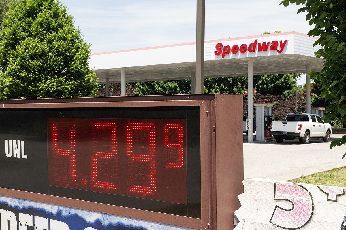 Average Chattanooga gas price hits $4 per gallon | Chattanooga Times ...