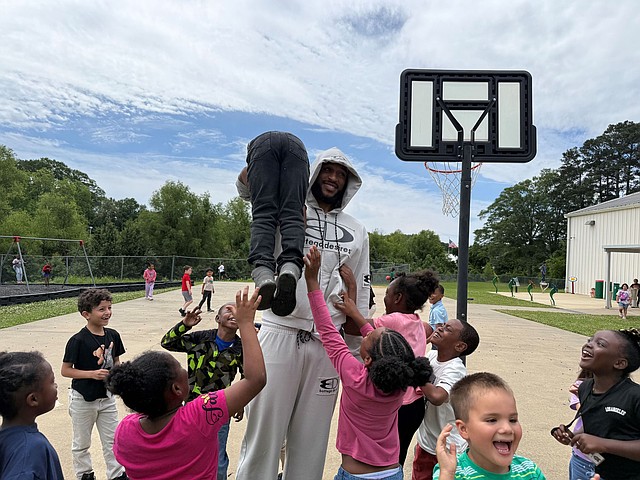 El Dorado native, NBA star Daniel Gafford visits Yocum Primary School ...