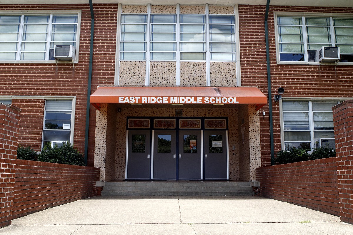 Good Deed: Vending machine provides free essentials for East Ridge ...