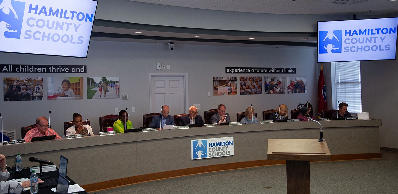 Hamilton County school board to consider limiting device use for ...