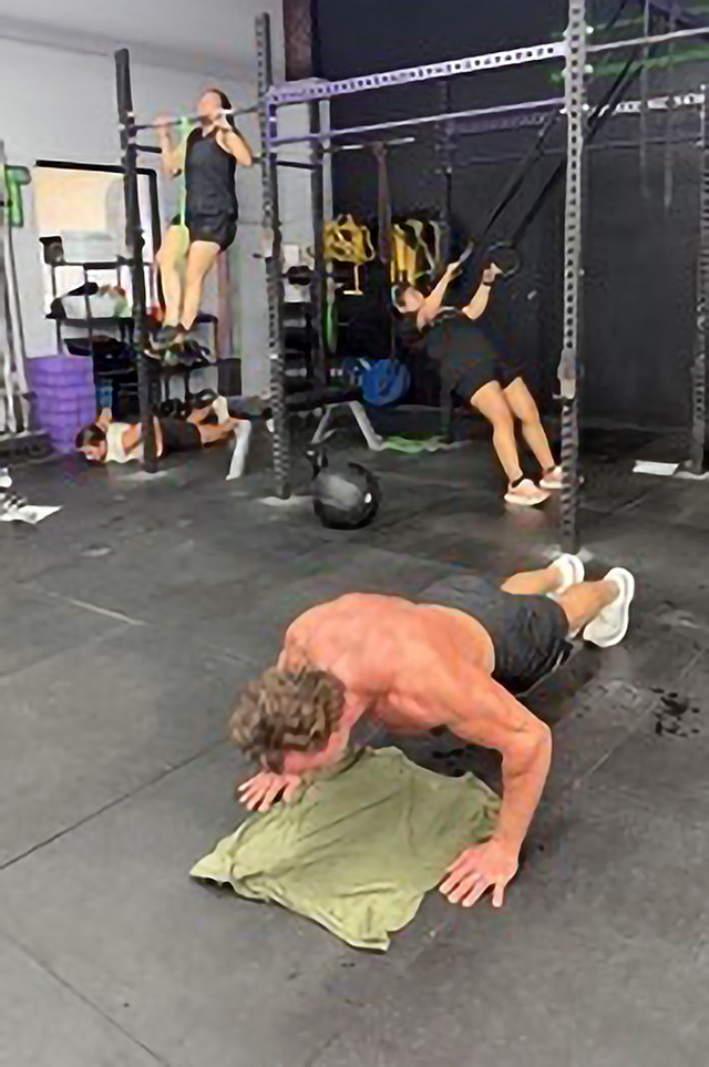 Murph Challenge brings fitness community together in Texarkana ...