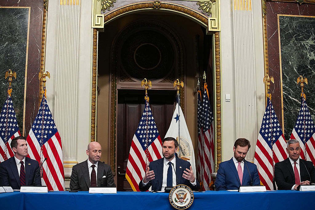 Free Press Opinion: Fraudsters run amok in federal aid programs ...