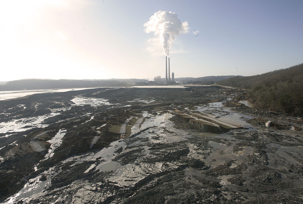 Letters to the editors: Bike ride shows gas pipeline reality; guns and ...