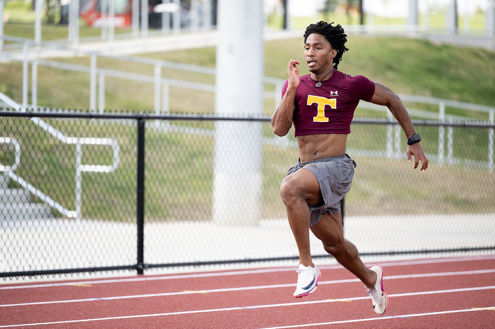 Tyner receiver turns heads at Alabama camp with electric 40 time ...