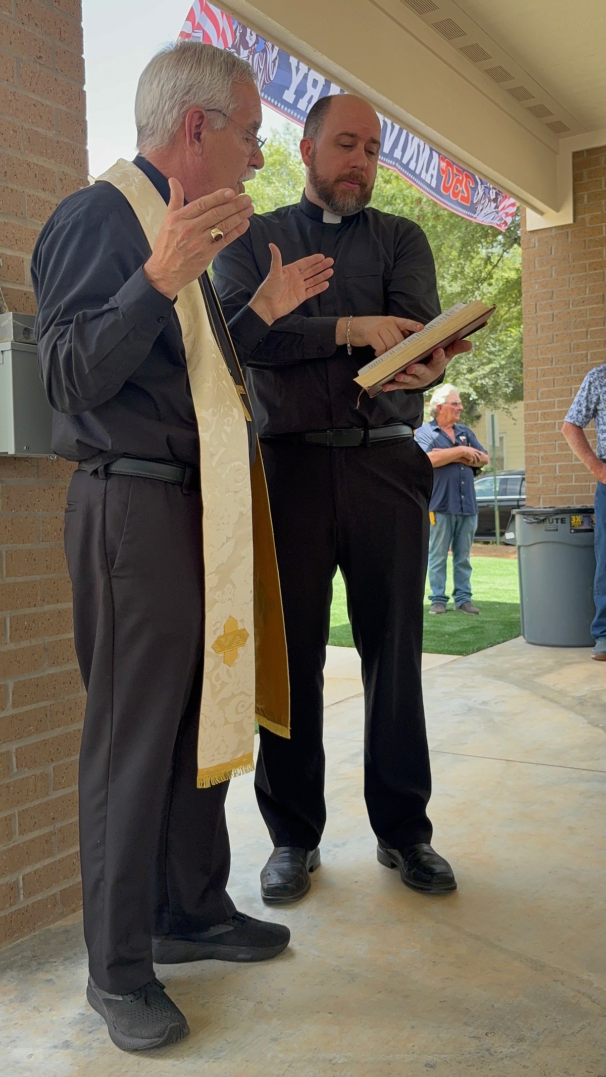 St. Edward's Catholic Church in Texarkana, Arkansas, holds blessing ...