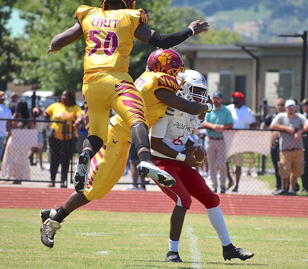 Brainerd hangs on at Howard for first win of season | Chattanooga Times ...