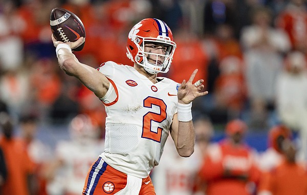 Clemson freshman QB prepares to start Orange Bowl vs. Vols ...