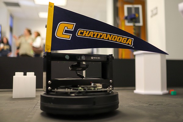 University of Tennessee at Chattanooga unveils new robotics lab ...