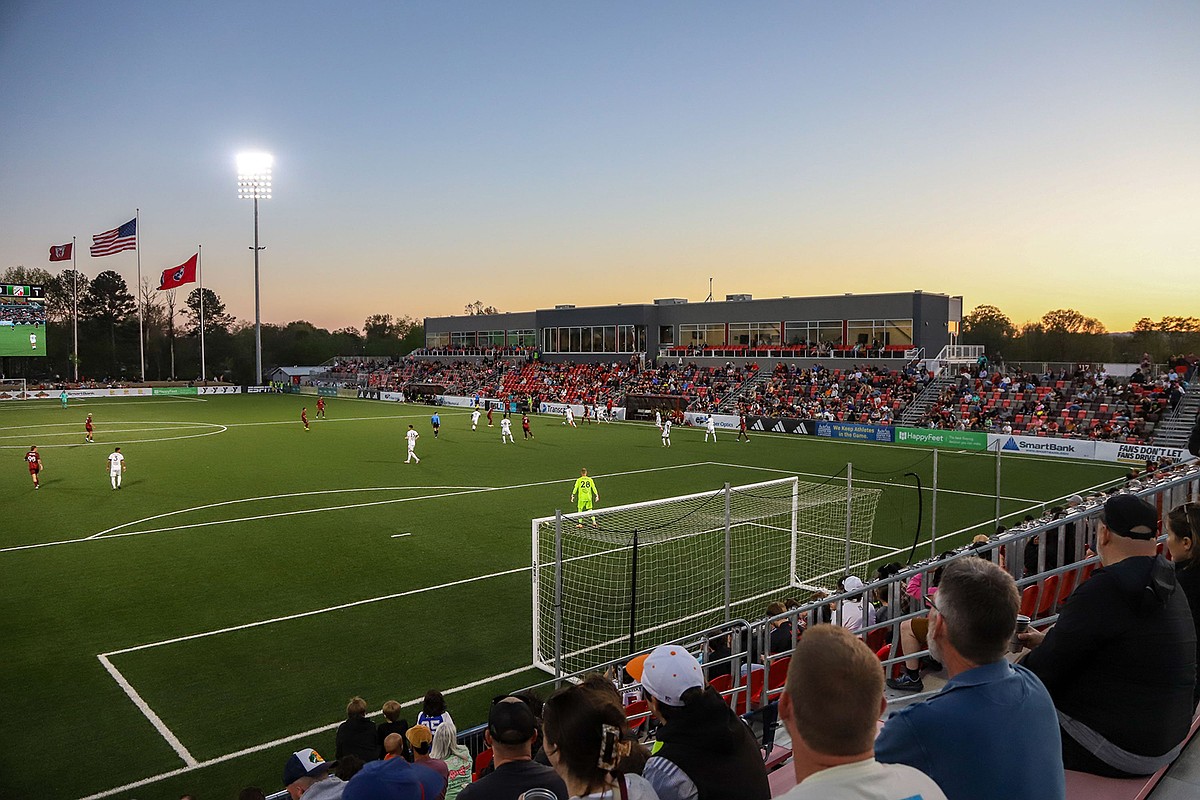 Chattanooga Red Wolves erupt on offense but settle for draw ...