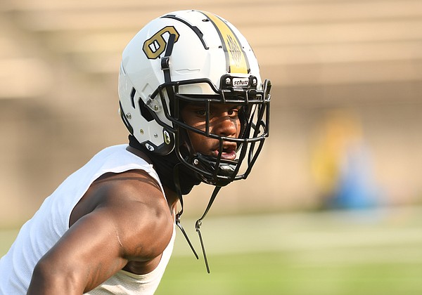 Bradley Central’s Boo Carter makes college football commitment from New ...