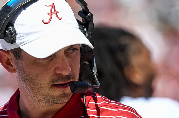 On Alabama coaching staff, play-caller Tommy Rees is young pup ...