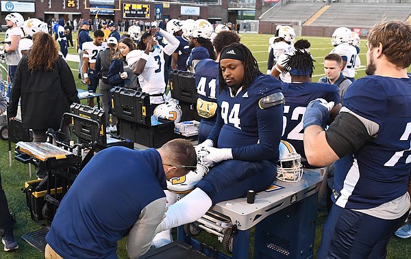 UTC tackle Marlon Taylor’s presence, progress make whole defense better ...