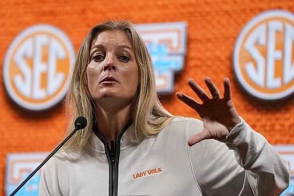Lady Vols Coach Kellie Harper Thinks Sec Is Even Better This Season