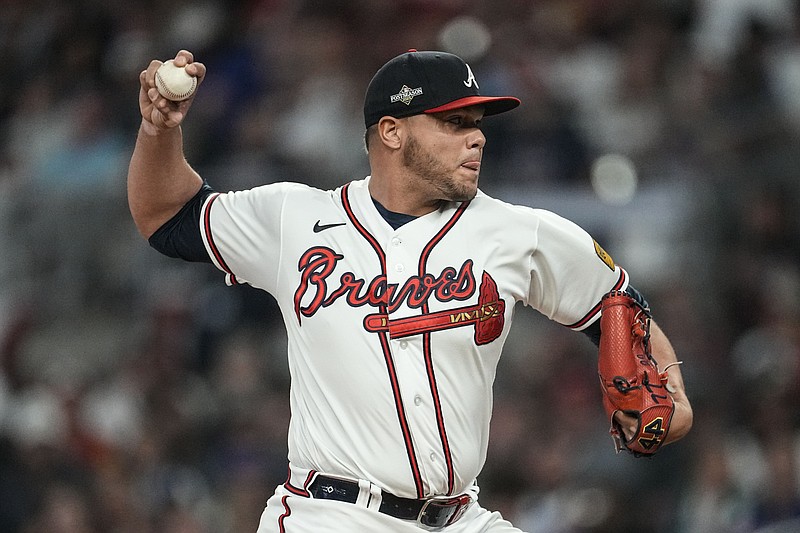 Braves continue bullpen focus, re-sign Joe Jiménez for three years ...