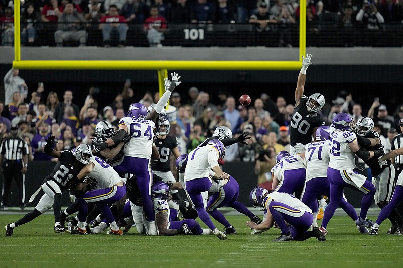 Vikings beat Raiders in lowest scoring NFL game in 16 years Chattanooga Times Free Press