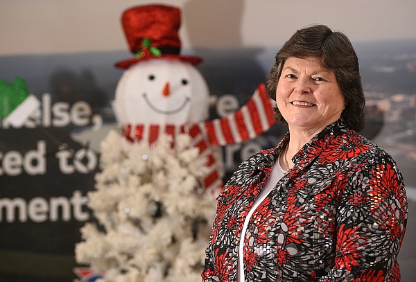 Chattanooga nurse’s Christmas shift marks final act of service in 46 ...