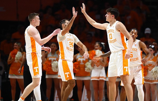 Zeigler, Knecht pace Vols to 37-point thrashing of Norfolk State ...