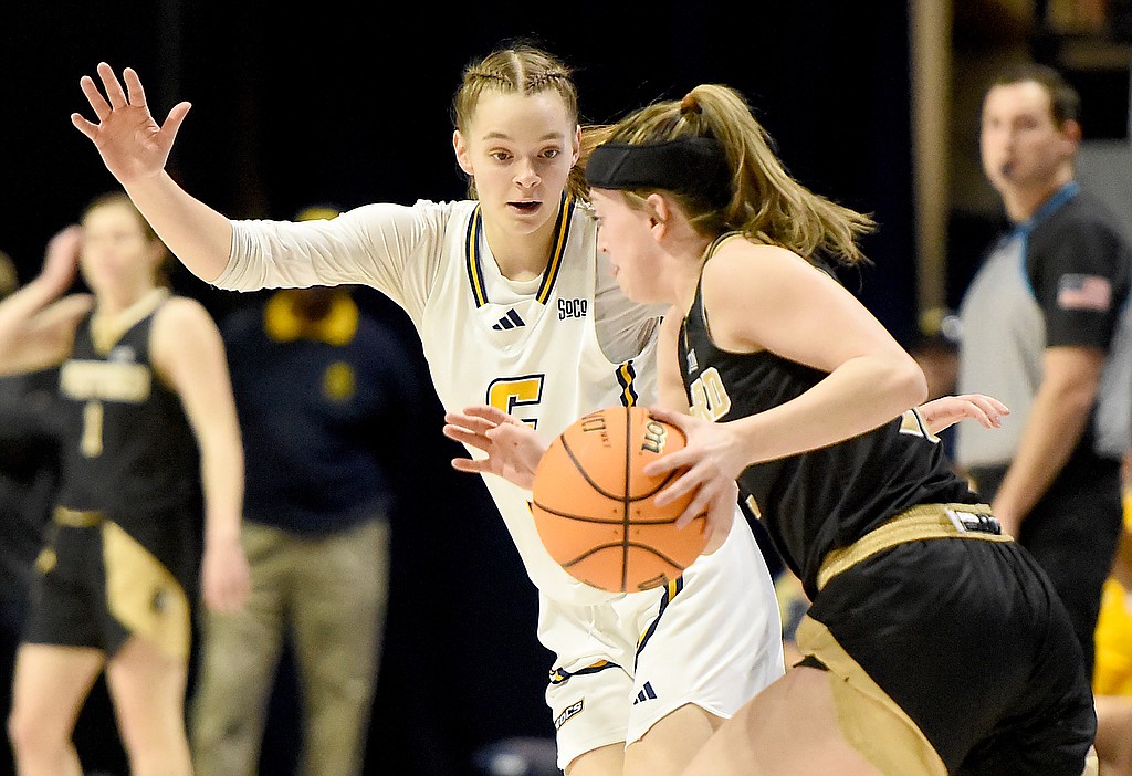 UTC women lean on defense to ward off Wofford | Chattanooga Times Free ...