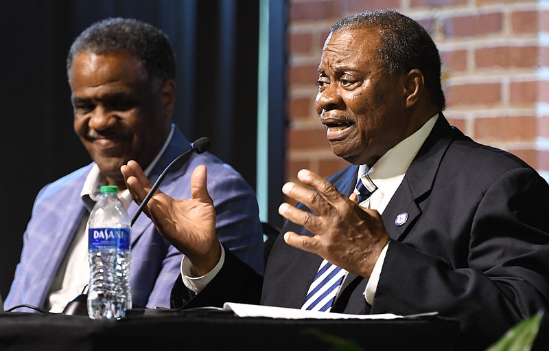 Rep Hakeem Train Tennessee Law Enforcement Officers To Recognize