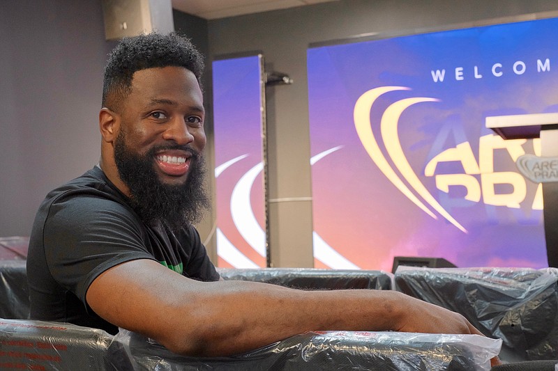 Pastor, former UTC basketball star accused in COVID paycheck fraud ...