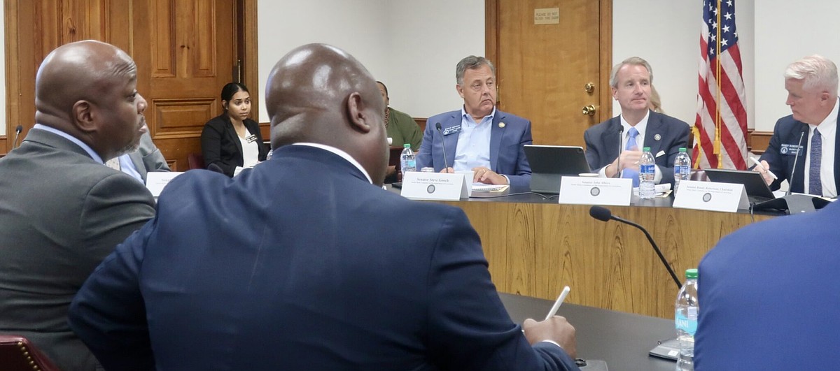 Georgia prisons chief tells state lawmakers drones are smuggling deadly ...