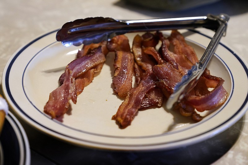 Opinion: Trump keeps talking about bacon prices, but that’s not making ...