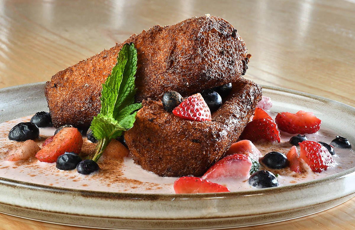 Where to find popular brunch dishes in Chattanooga