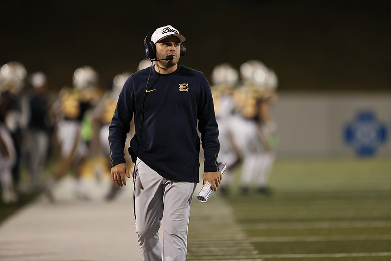 Calhoun alum Tre Lamb impresses in first season as ETSU’s coach ...