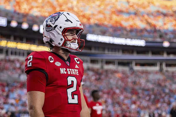 College football notebook: Head injury forces N.C. State quarterback to ...