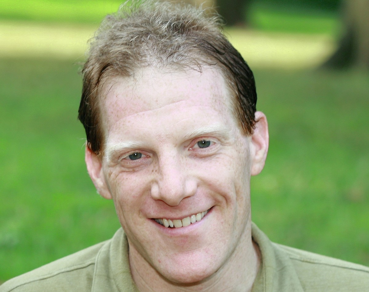 Review: Historian David Greenberg explores John Lewis’ lifetime of ...