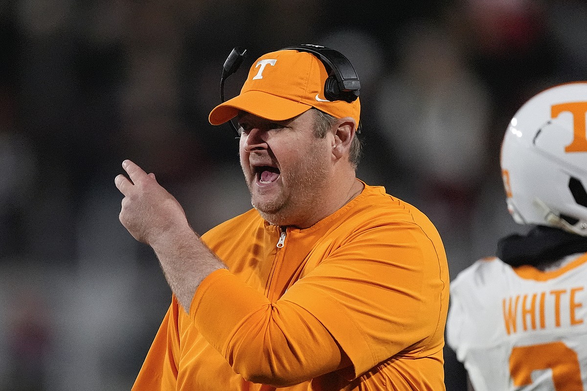 Hargis: Late-season loss leaves Vols looking for CFP’s back door ...