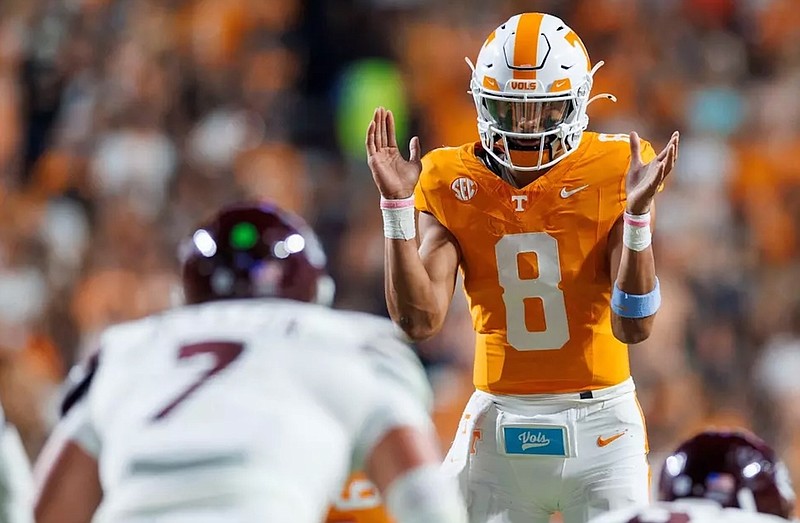 Iamaleava expecting to keep his cool in the cold for the Vols ...