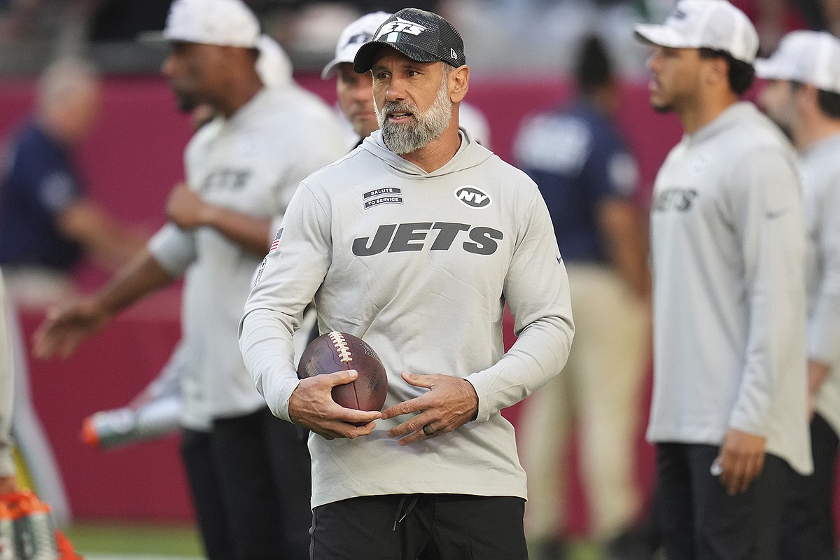 Falcons interview Jets’ Jeff Ulbrich for defensive coordinator ...