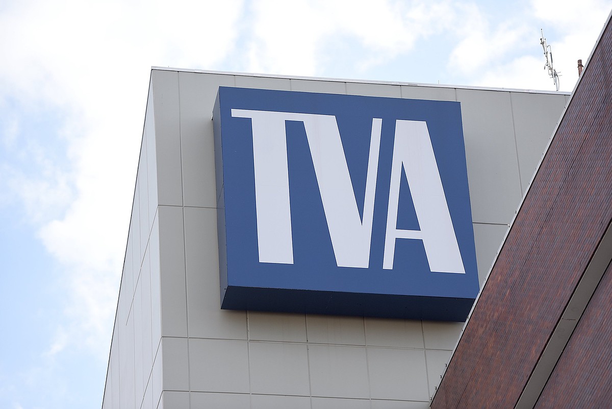 TVA’s voluntary buyouts include 5 days pay for every year of service ...