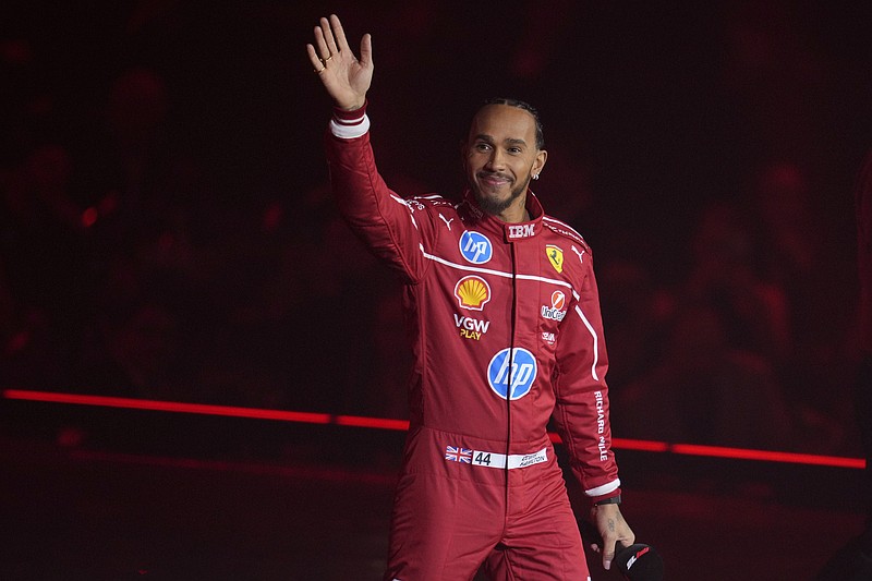 Lewis Hamilton, 40, hopes to defy age with record eighth F1 title ...