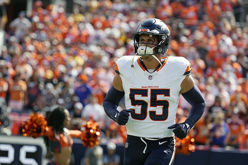 Titans sign linebacker Cody Barton as roster rebuild continues ...