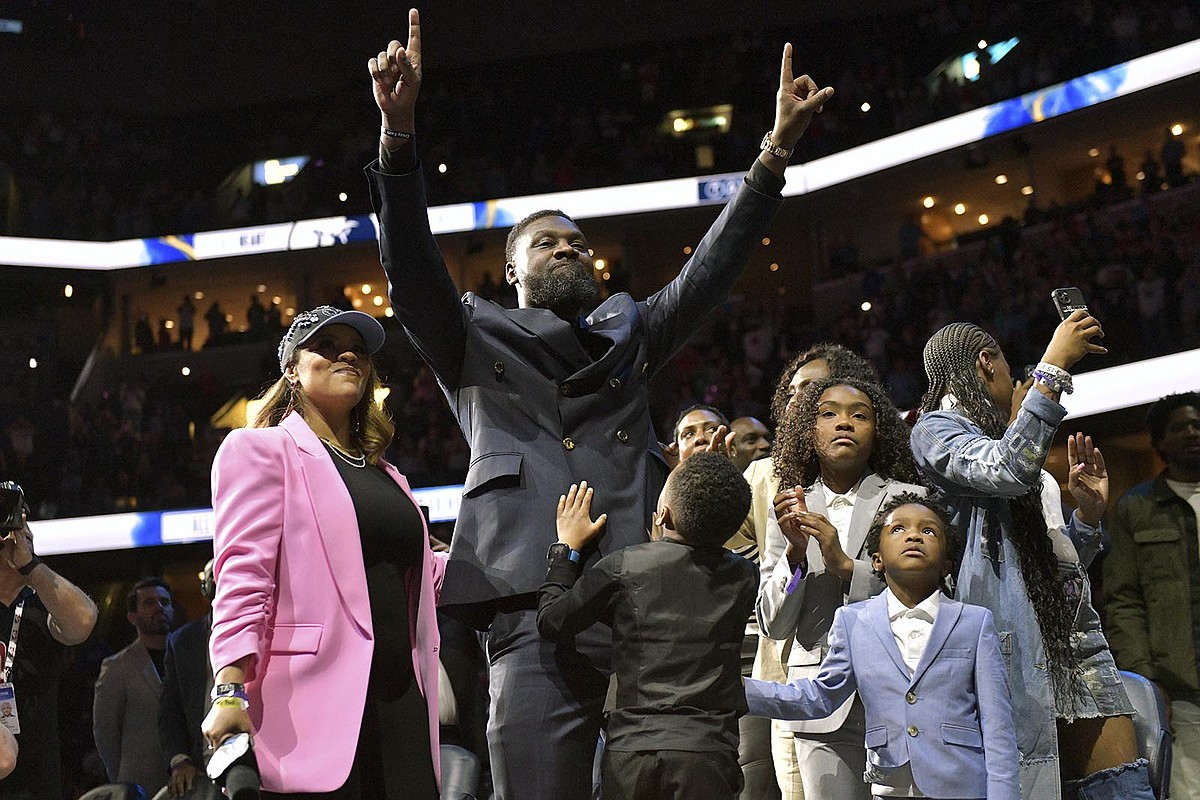 Memphis moment: Grizzlies retire Tony Allen’s No. 9 jersey ...
