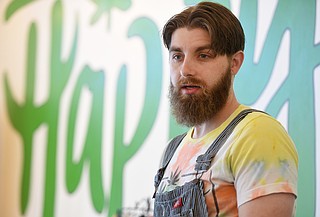 WATCH: Lookout Valley hemp shop owner challenging traffic stop, search ...