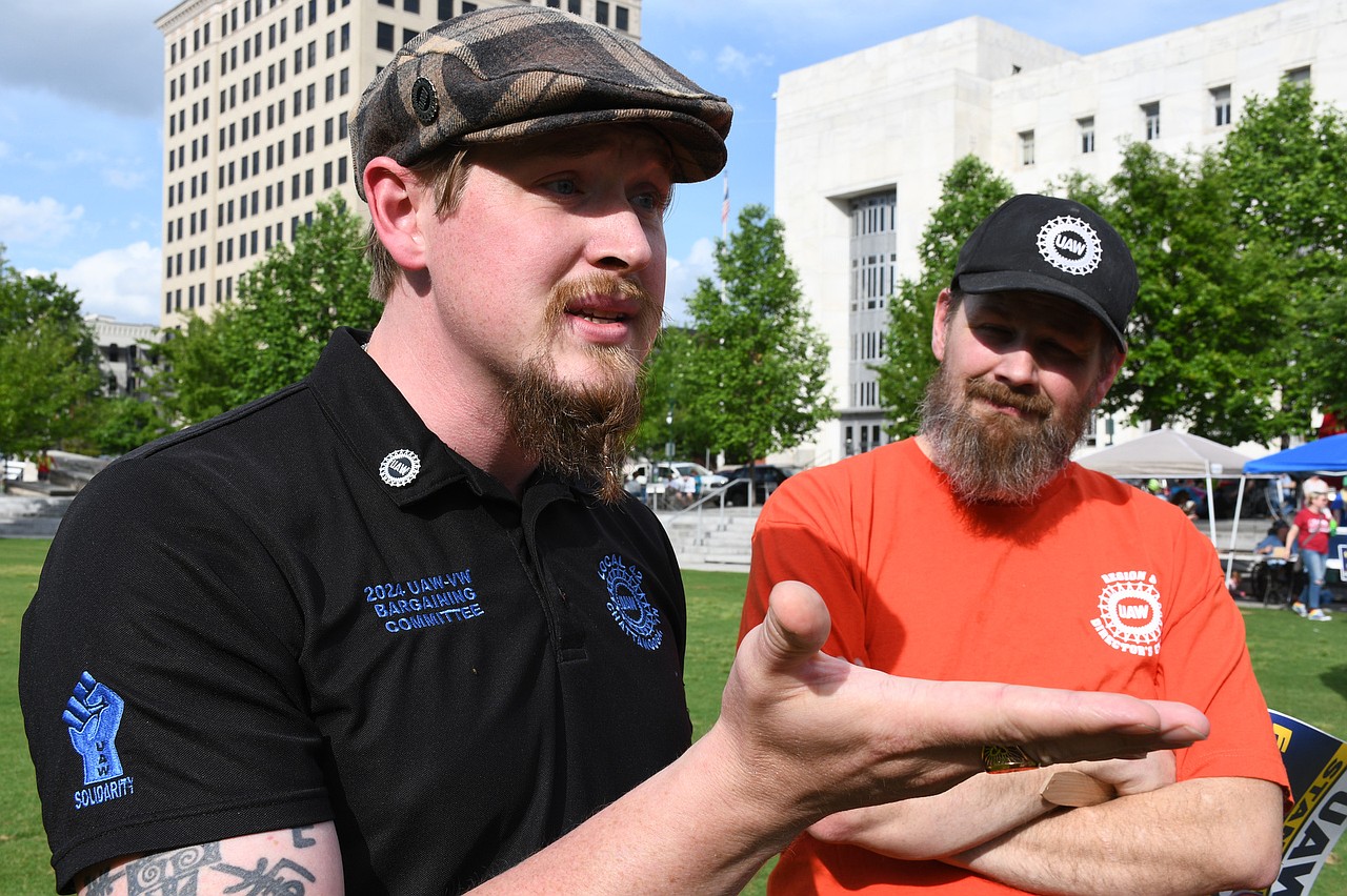 Chattanooga rally supports VW employees amid contract negotiations ...