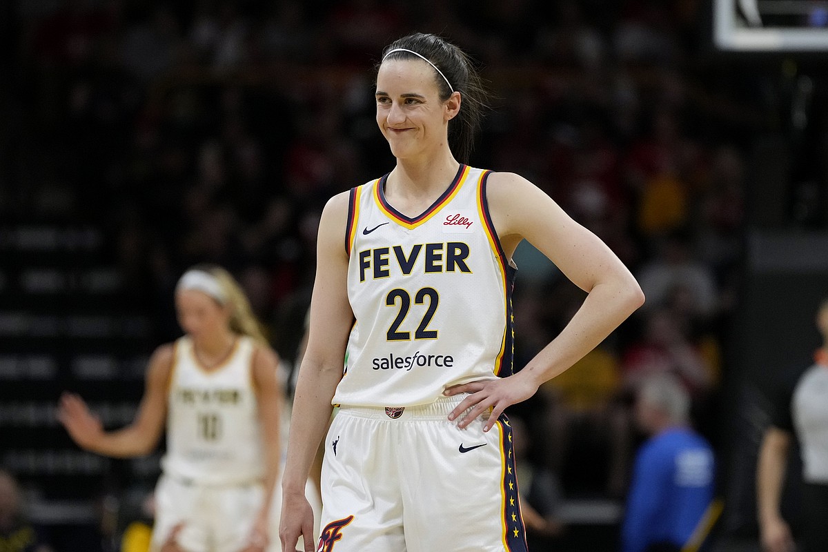 Caitlin Clark returns to Iowa in Fever’s preseason game | Chattanooga Times Free Press