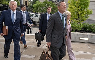 Defense considers mistrial request in Tennessee political corruption ...