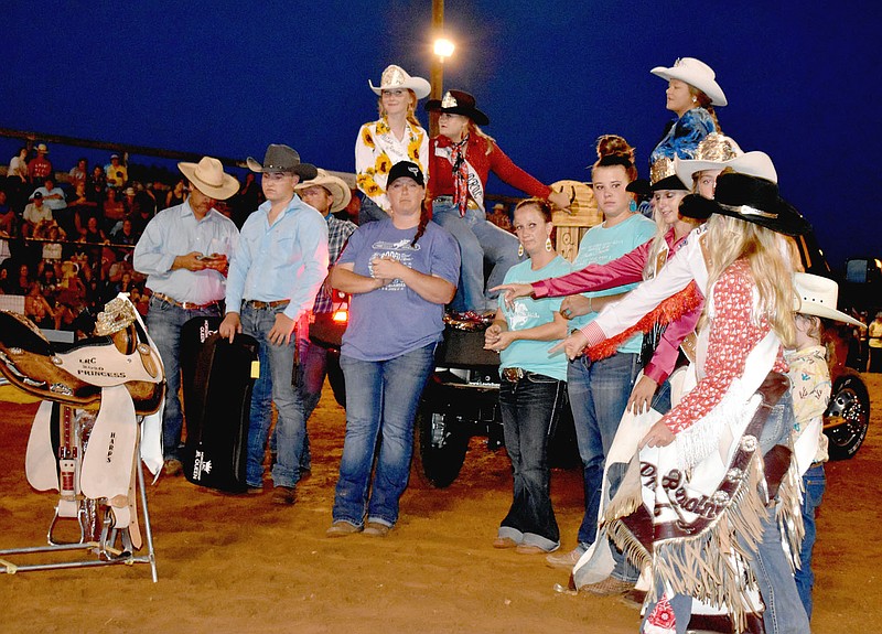 Lincoln enjoys annual rodeo