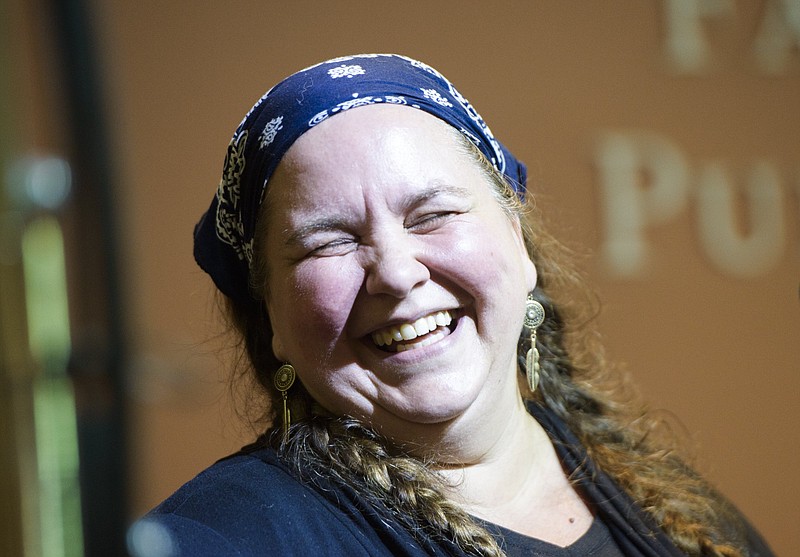 MUSIC MADNESS: Rachel Fields to play live for Pine Bluff website