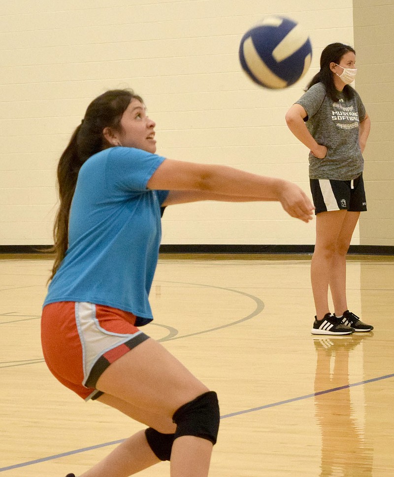 Decatur volleyball holds first practice session | Westside Eagle Observer