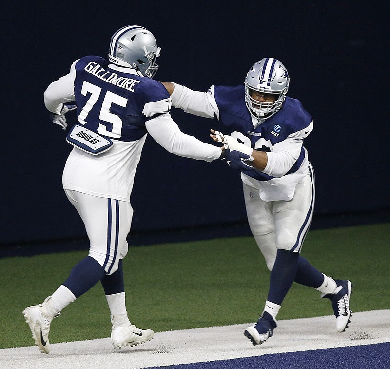 Cowboys release injured McCoy