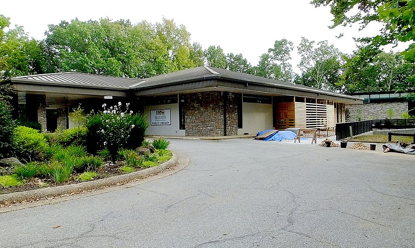 Library staff considers opening | Northwest Arkansas Democrat-Gazette